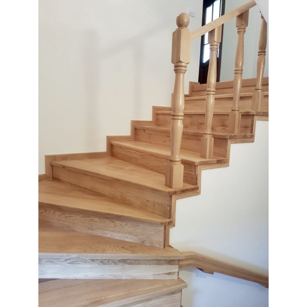 Scari Interioare din Lemn - Usi-bune.ro